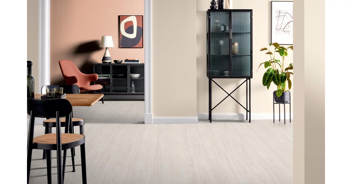 EGGER CLASSIC AQUA 8-32, 2025